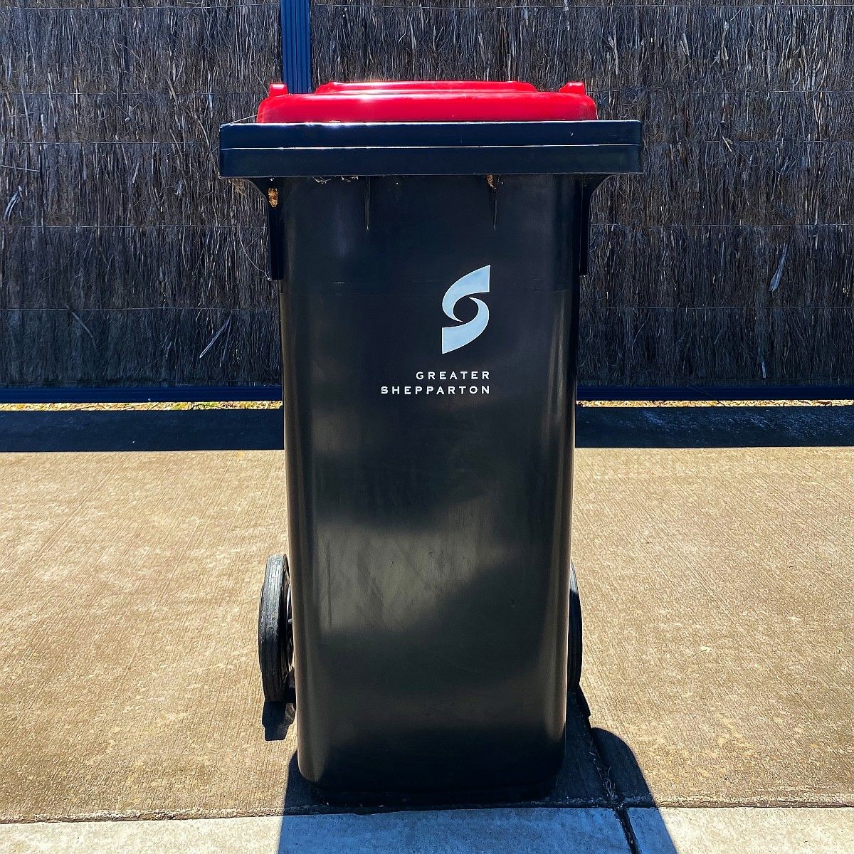 Red Lid Bin (Landfill) - Greater Shepparton City Council